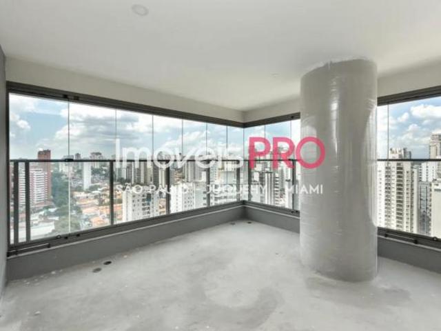 Residencial com 04 dorm, 04 suítes, 03 vagas no Campo Belo