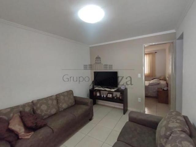 Residencial Comercial Jardim Satélite 3 Dormitórios 7 Vagas 250m²