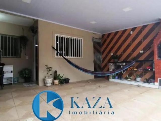 RESIDENCIAL FAMILIAR EM CONDOMÍNIO VERDE E COMPLETO