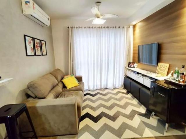 Residencial Joy: Apartamento à Venda em Santos SP, José Menino 2 Quartos, 1 Suíte, Reformado, Área