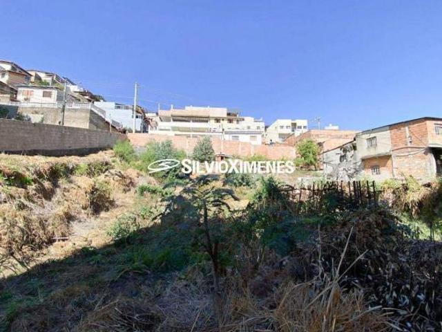 Residencial › Lote/Terreno no Paraíso com 728,00 M², quartos e vagas para Venda