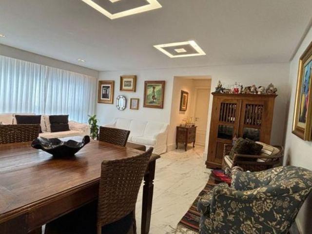 Residencial Lumini Belíssimo 03 quartos reformado andar alto repleto armários 02 vagas com Lazer