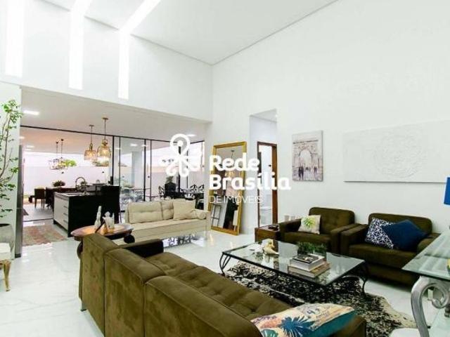 Residencial Maxximo Garden | Casa nascente com 4 quartos sendo 3 suítes 4 vagas área gourmet