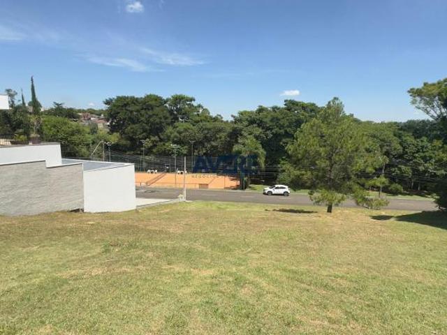 Residencial Portal do Lago Terreno à venda no Condomínio Portal do Lago em Valinhos/SP