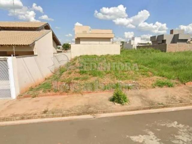 Residencial Santa Regina Terreno