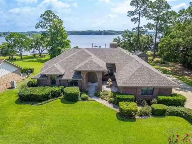 Residential Attached Navarre, FL 2972 Shearwater Dr