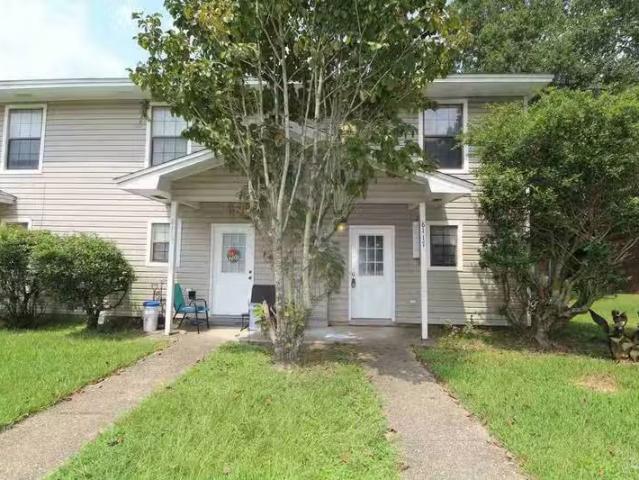 Residential Attached Pensacola, FL 8117 Stonebrook Dr