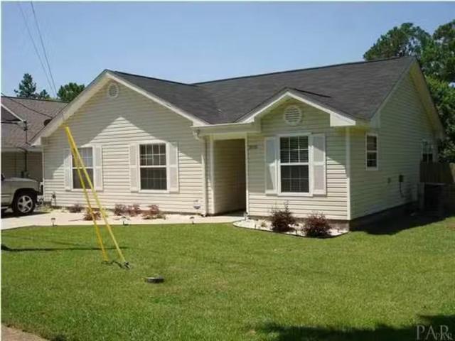 RESIDENTIAL DETACHED PENSACOLA, FL 2815 Hidden Springs Cir