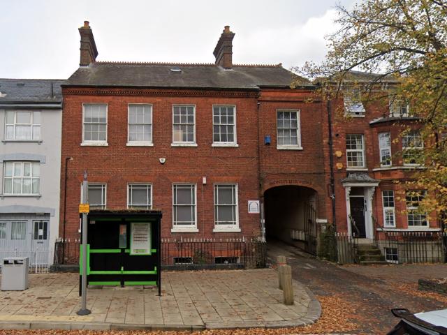 2 bedroom house for sale
