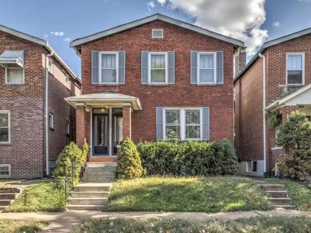 Residential, Historic,1/2 Duplex St Louis, MO 6424 Alabama.
