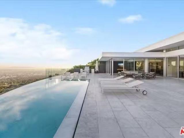 Residential Lease, Architectural Beverly Hills, CA 1620 Car.