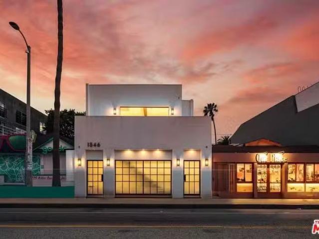 Residential Lease, Architectural Venice, CA 1346 Abbot Kinn.