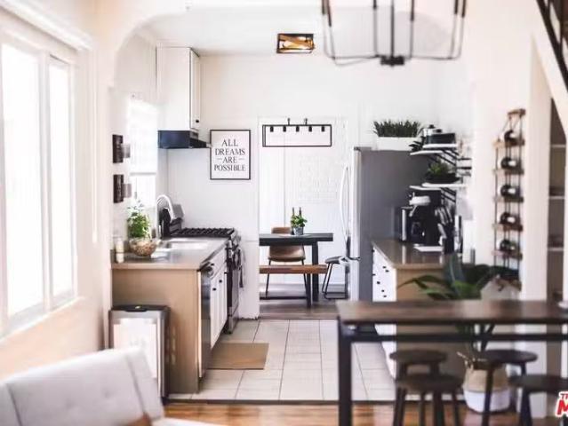 Residential Lease, Bungalow LOS ANGELES, CA 1277 West Blvd