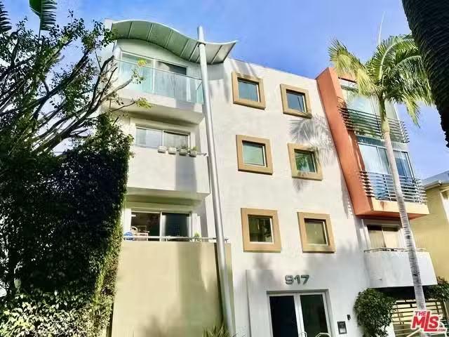 Residential Lease, Contemporary Santa Monica, CA 917 2nd St.