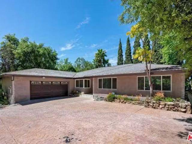 Residential Lease, Contemporary Sherman Oaks, CA 15701 Roya.
