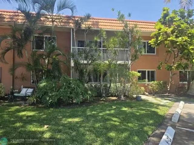 Residential Rental, Condo Wilton Manors, FL 1920 Ne 1st Ter.