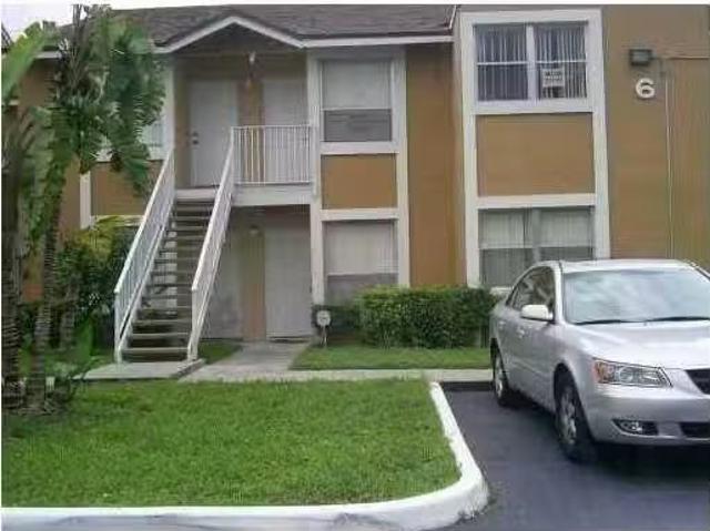 Residential Rental, Condo/Co Op/Annual Miramar, FL 2246 SW.