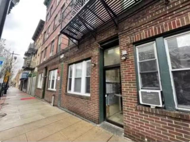 Residential Rental, Brownstone Union City, NJ 1513 Summit Ave