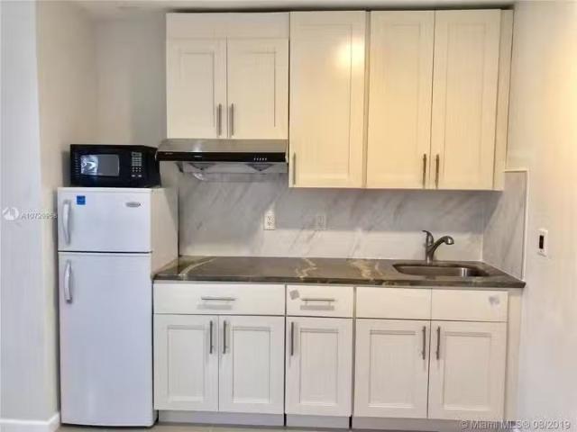 Residential Rental, Duplex/Tri/Quad annual Miami, FL 3465 N.