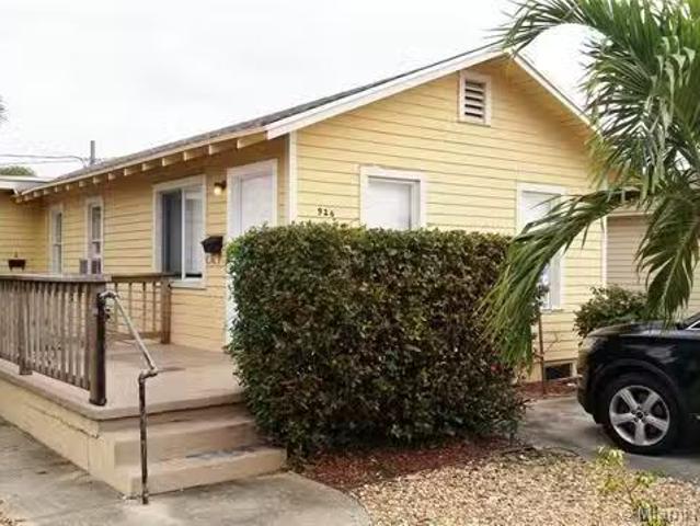 Residential Rental, Residential annual Lake Worth, FL 926 N.
