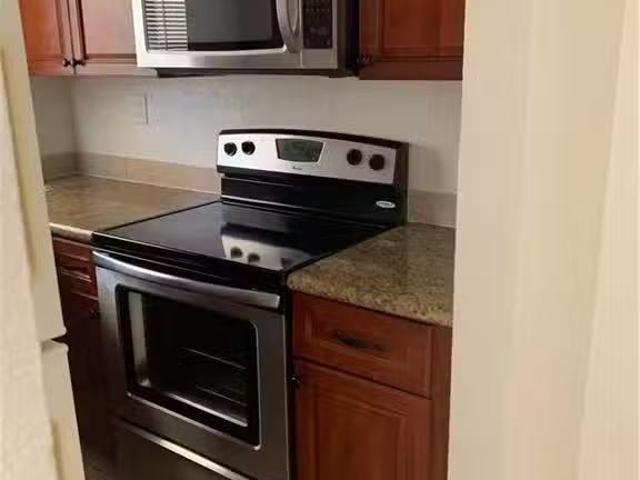 Residential Rental Wilton Manors, FL 2640 Ne 8th Ave #18