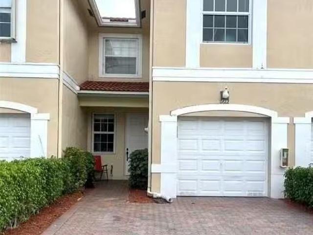 Residential Rental, Townhouse Coral Springs, FL 11612 Nw 47.