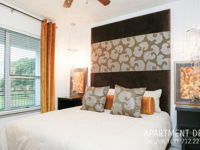 Resort/mediterranean living in Greenway/Upper Kirby