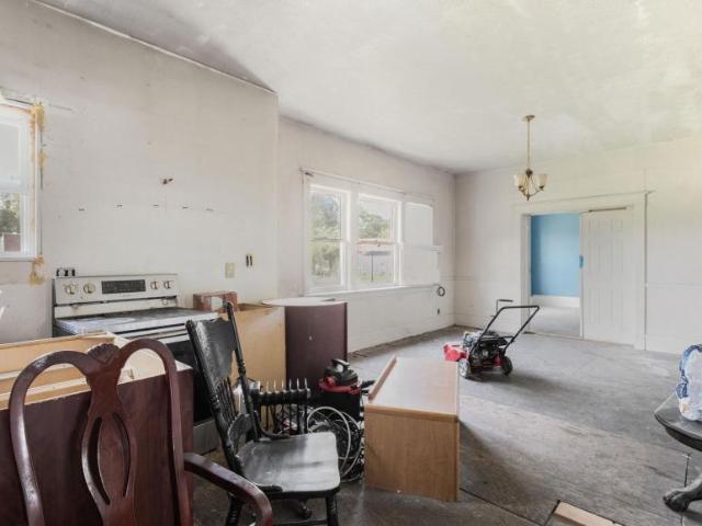retail Elkhart IN ES104224800