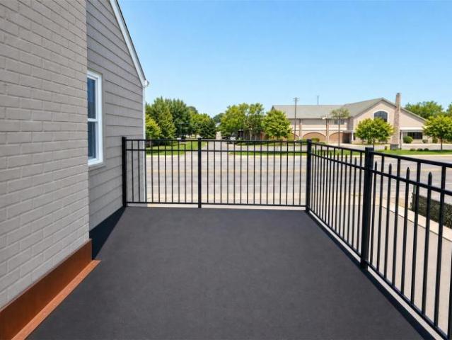 retail Farmingdale NY ES103798632