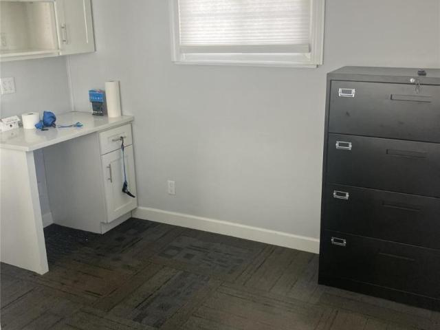 retail Massapequa NY ES101913734