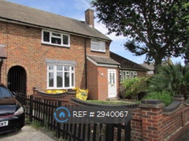 Retford Road, Romford RM3, 3 bed semi detached house to rent, £1,900 pcm | PrimeLocation