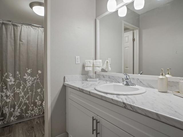 Retreat at Fitzsimons 2 Bedroom Apartment for Rent at 13700 E 5th Cir, Aurora, CO 80011 Lynn Knoll