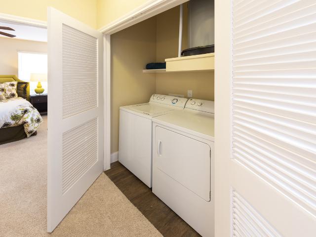Retreat at Riverstone 1 Bedroom Apartment for Rent at 18545 University Blvd, Sugar Land, TX 77479