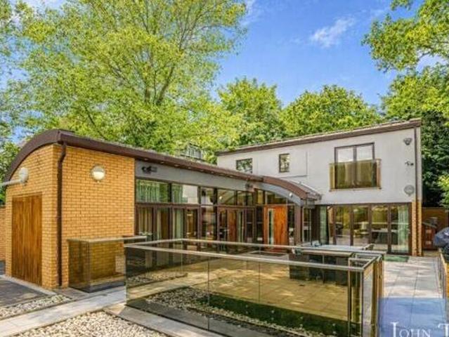 Retreat Way, Chigwell, 5 Bedroom Detached