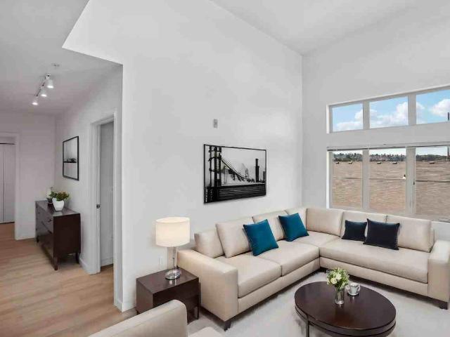 REV Fremont 1 Bedroom Apartment for Rent at 317 Nw 41st St, Seattle, WA 98107 Fremont