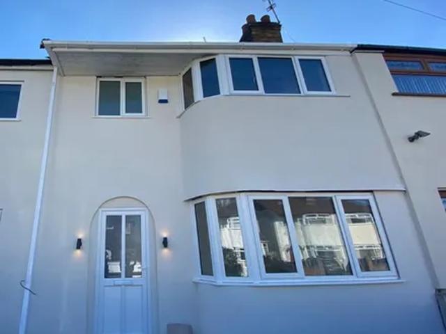 Reva Road, Knowsley, L14 6UA, United Kingdom | 4 bed apartment for rent #165754506 | Rentberry
