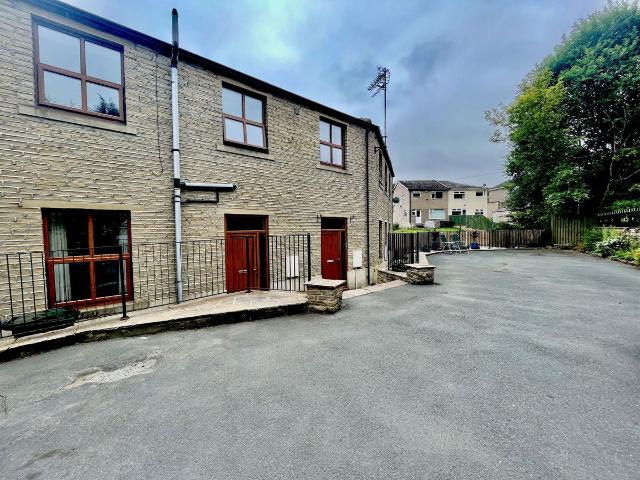 Reva Syke Road, Clayton BD14, 3 bed terraced house to rent, £895 pcm | PrimeLocation