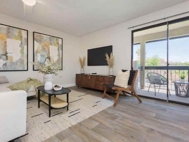 Reveal 1 Bedroom Apartment for Rent at 17617 N 9th St, Phoenix, AZ 85022