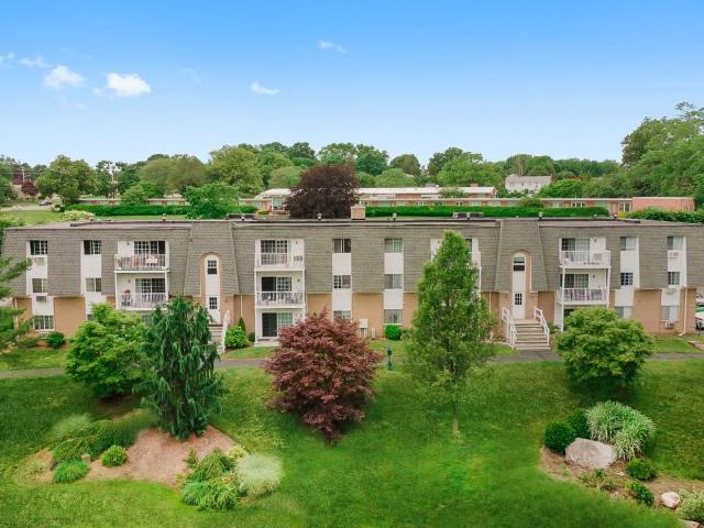 Revel East 1 Bedroom Apartment for Rent at 300 E Shore Cir, East Providence, RI 02914