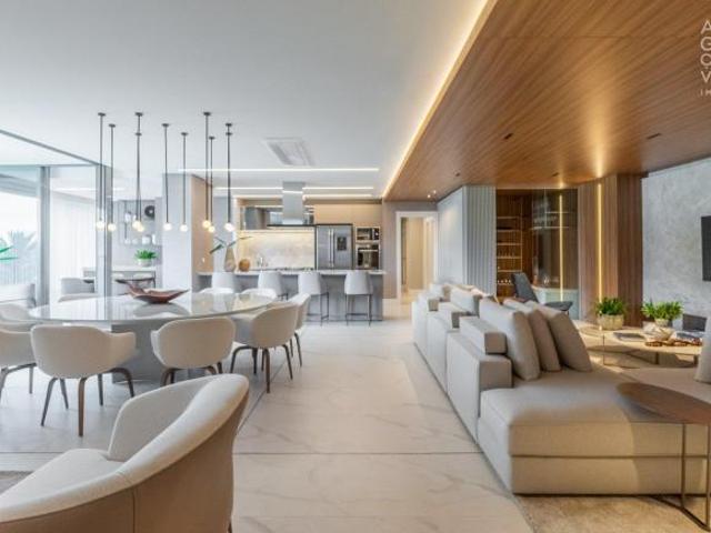REVENDA Apartamento em frente Parque Barigui, Reserva Colina, 255m2, 4 vagas, Ecoville