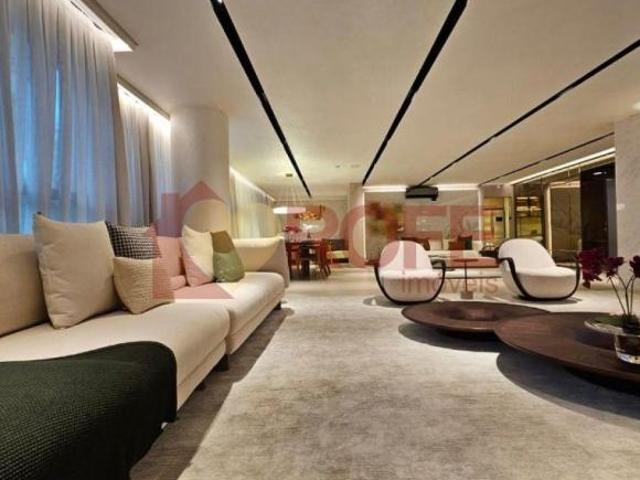 Revenda Exclusiva | Casa Gabriele by Cyrela | Andar Alto| 269 m² | 4 Suítes | 4 Vagas | Campo Belo