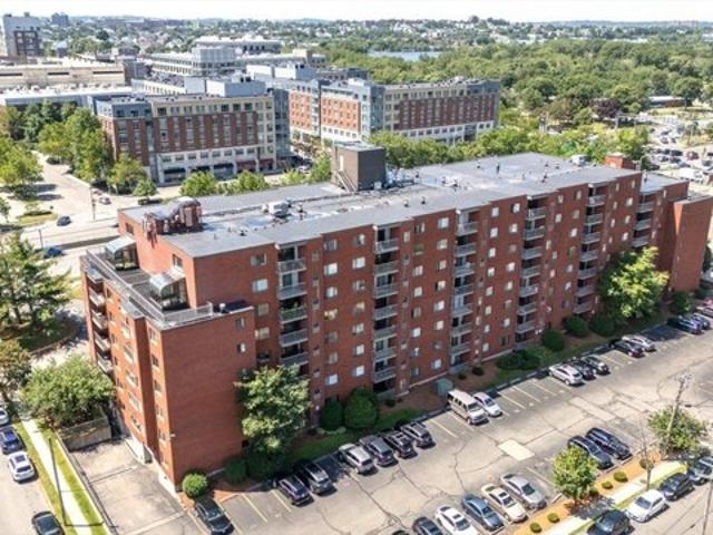 Revere Beach Pkwy Apt,medford, Condo For Sale