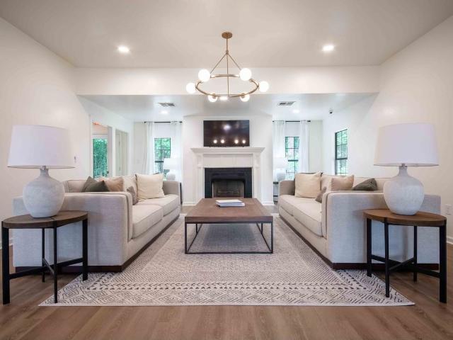 Revive Benton Apartments 1 Bedroom Apartment for Rent at 6101 Alcoa Rd, Benton, AR 72015