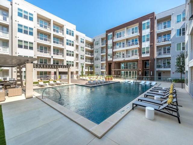 Revl Crockett Row 2 Bedroom Apartment for Rent at 3001 Crockett St, Fort Worth, TX 76107 Cultural District