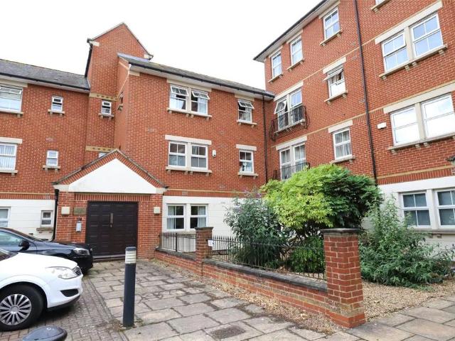 Rewley Road, Oxford, OX1 2 bed flat to rent £2,250 pcm £519 pw