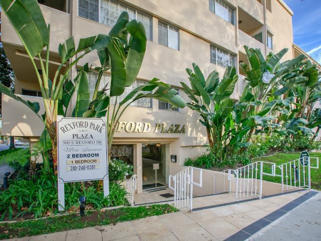 Rexford Park Plaza 1 Bedroom Apartment for Rent at 300 South Rexford Drive, Beverly Hills, CA 90212 Beverly Hills