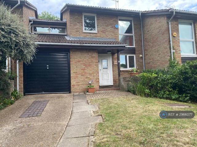 Reynolds Way, Croydon, CR0 5 bed semi detached house to rent £2,900 pcm £669 pw