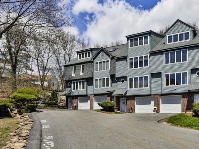 Reynolds Dr Unit,saugus, Condo For Sale