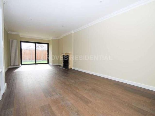 Reynolds Road, New Malden, KT3