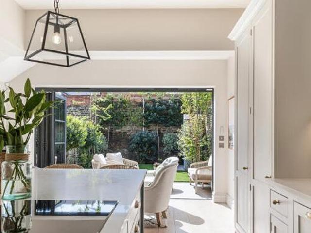 Reynolds Road, London, 4 Bedroom House